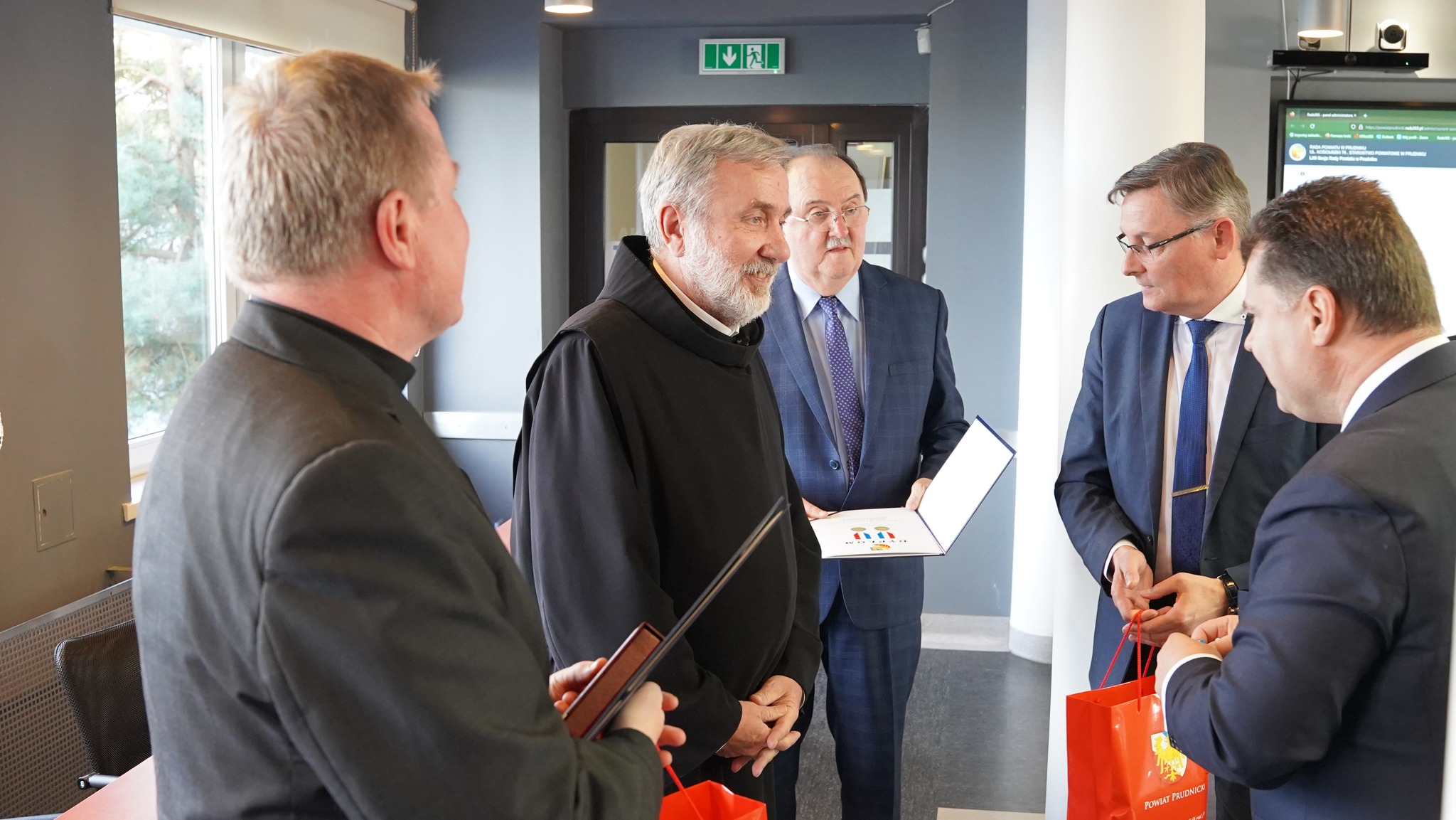 Brat Eugeniusz Kret wielokrotnie pokazał, że w działalności Konwentu ...